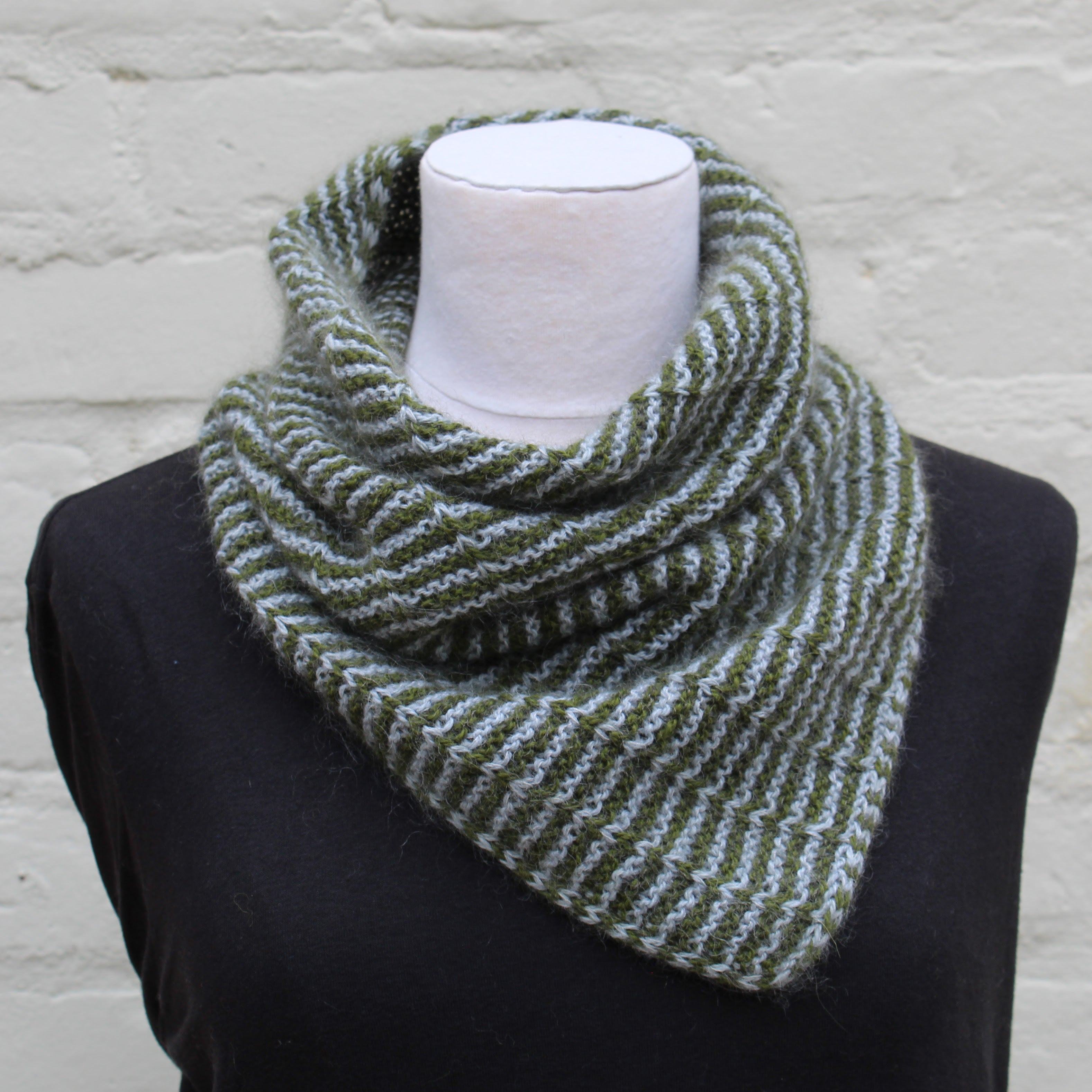 DRK Everyday Cowl – Spun