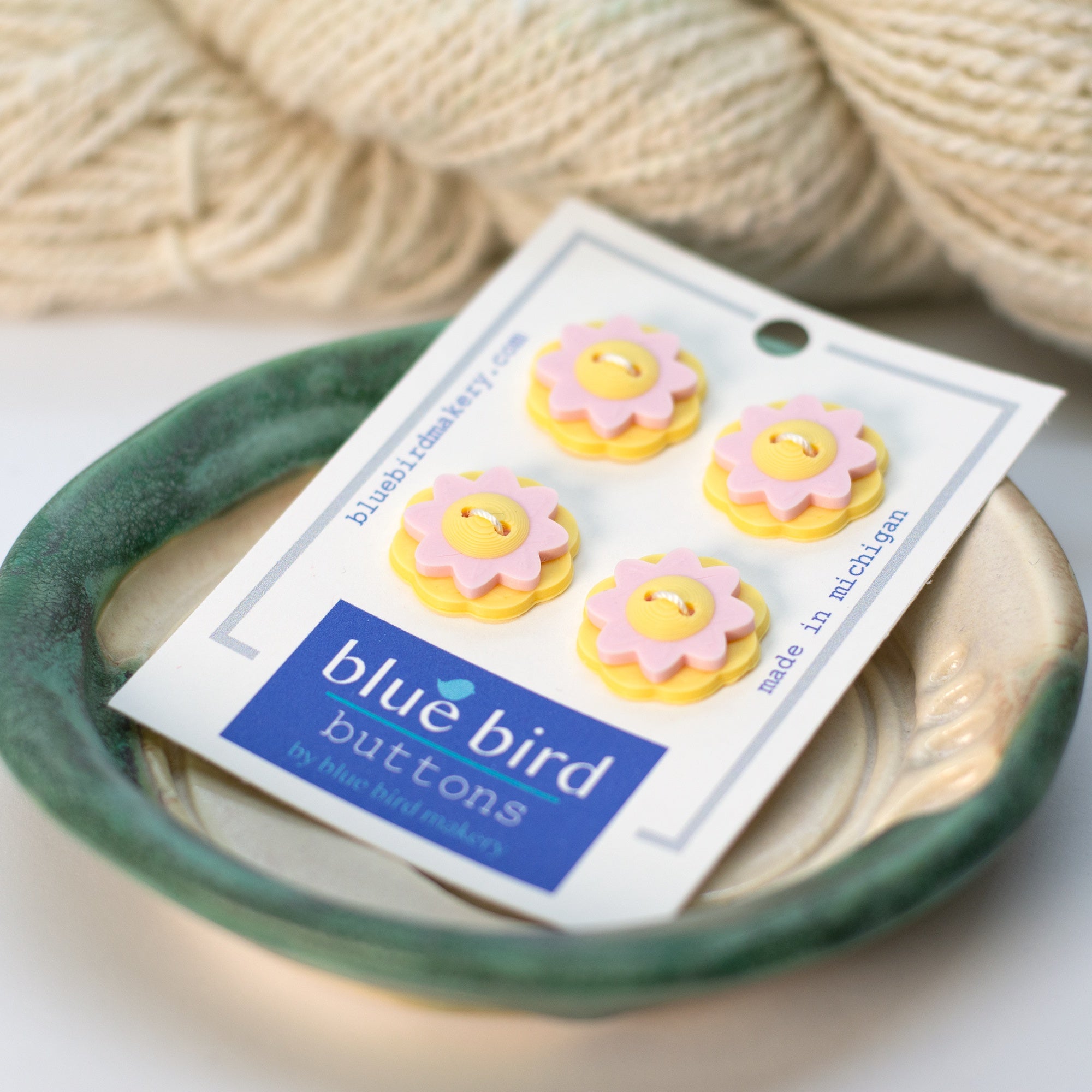 Blue Bird Makery Flower Buttons (20mm) – Spun