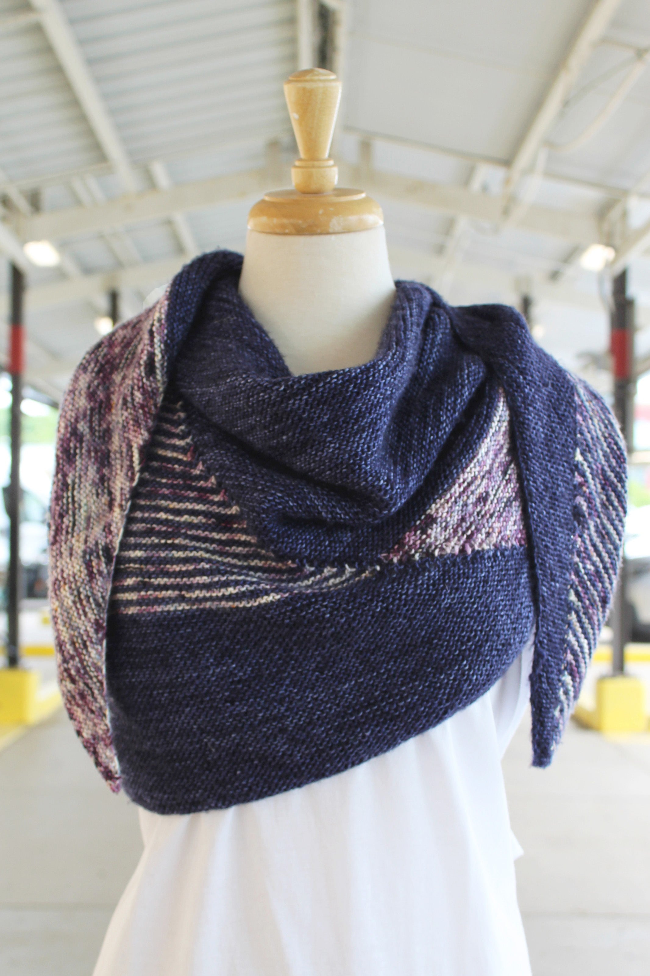 Mellow Shawl Kit, Malabrigo Mechita – Spun